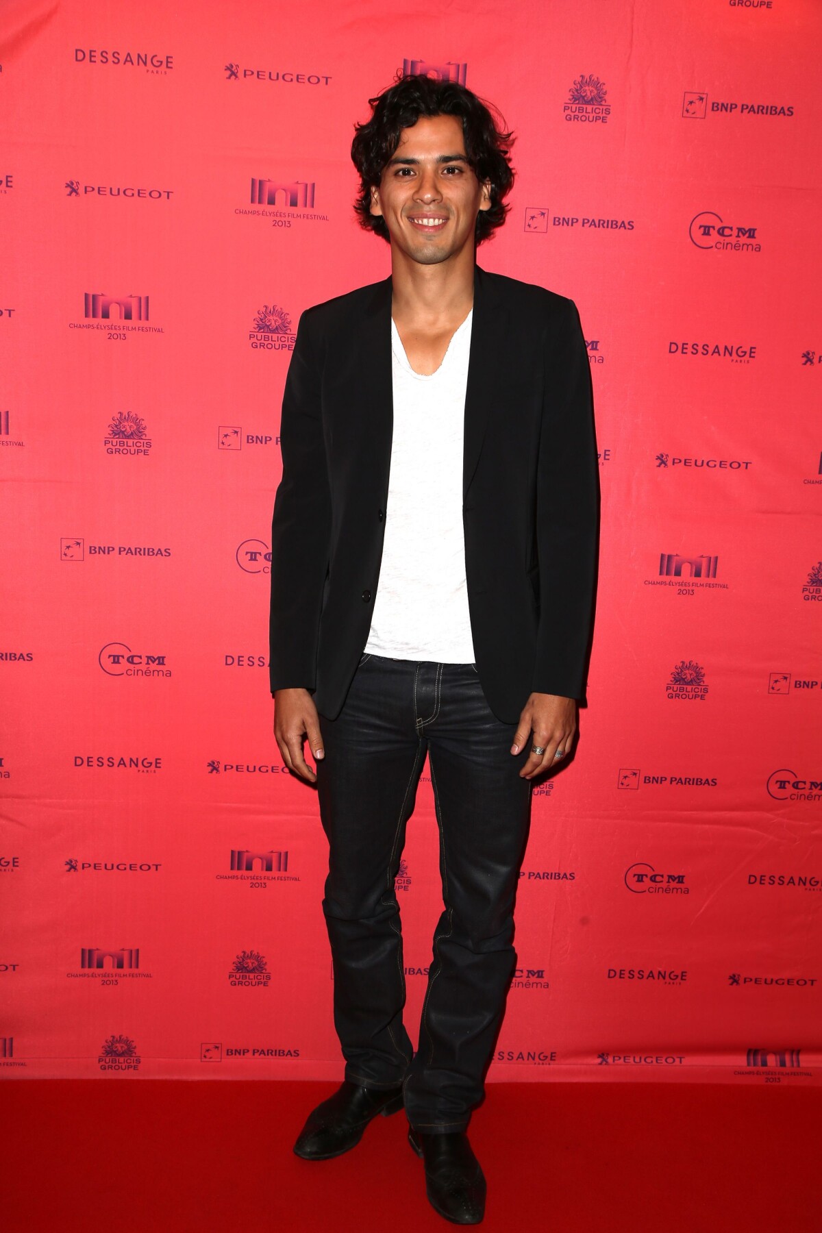 Photo : Tewfik Jallab lors du photocall du film "Né quelque part ...