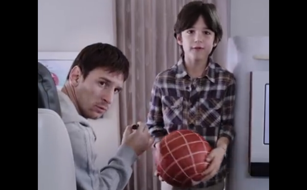 Vidéo : Lionel Messi et Kobe Bryant dans un pub pour Turkish Airlines ...