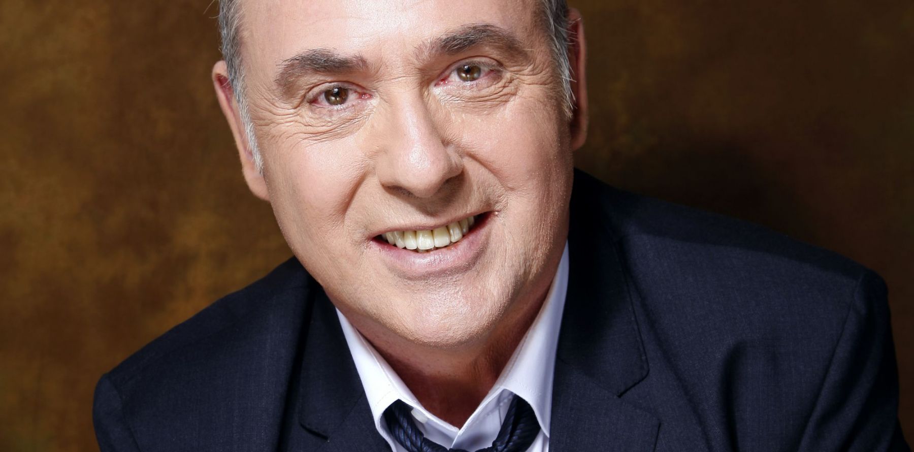 Philippe Risoli et son identité usurpée: Une internaute voulait lui ...