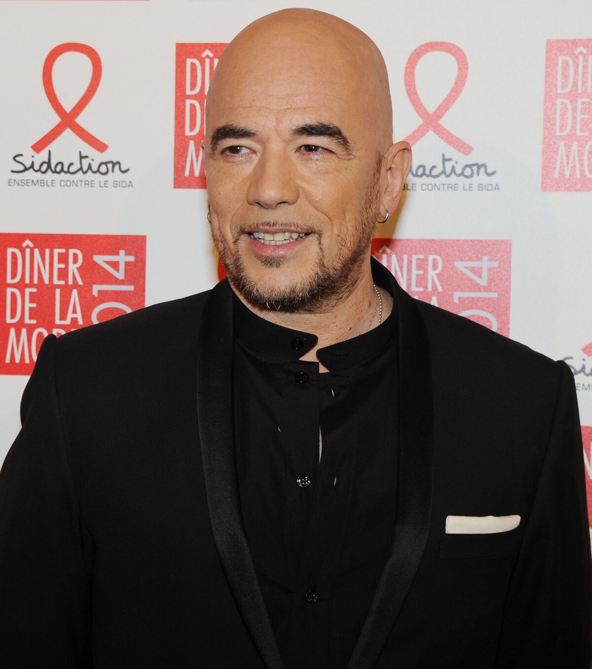 Photo : Pascal Obispo lors du dîner de la mode pour le Sidaction au ...