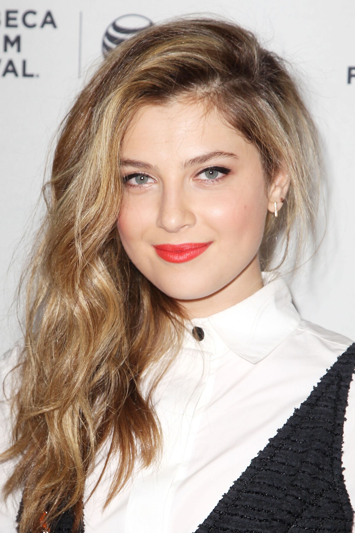Photo : Zoe Levin lors de la projection de Palo Alto au TriBeCa Film ...