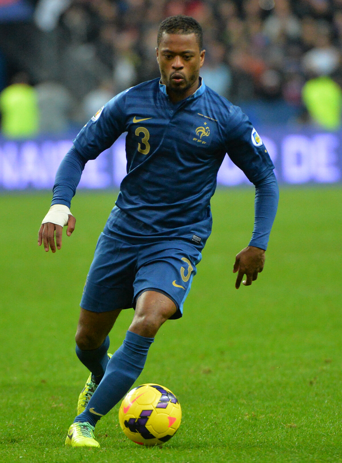 Photo : Patrice Evra au Stade de France le 19 novembre 2013. - Purepeople
