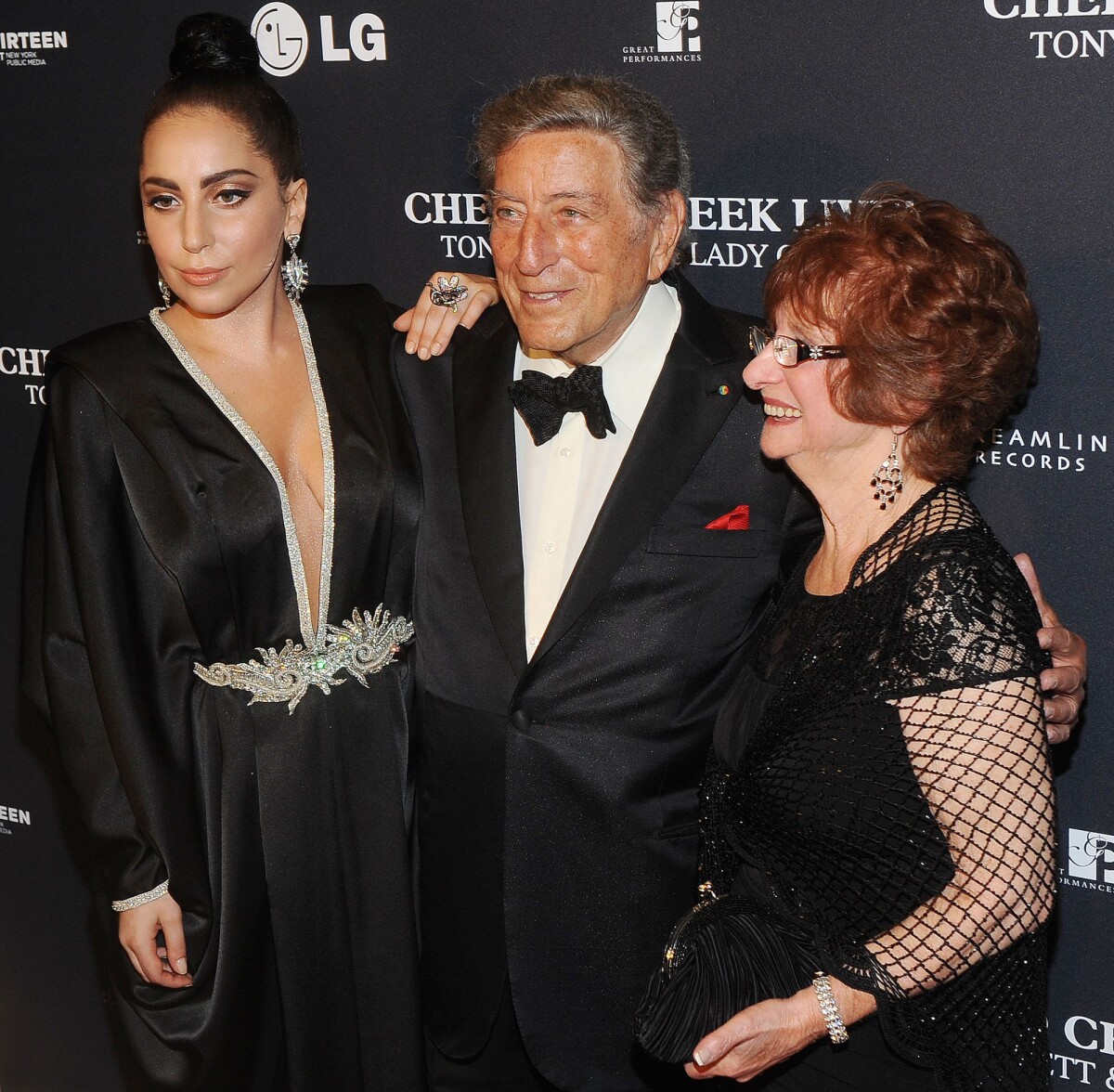 Photo : Lady Gaga, Tony Bennett, Ronnie Bissett à New York, le 28 ...