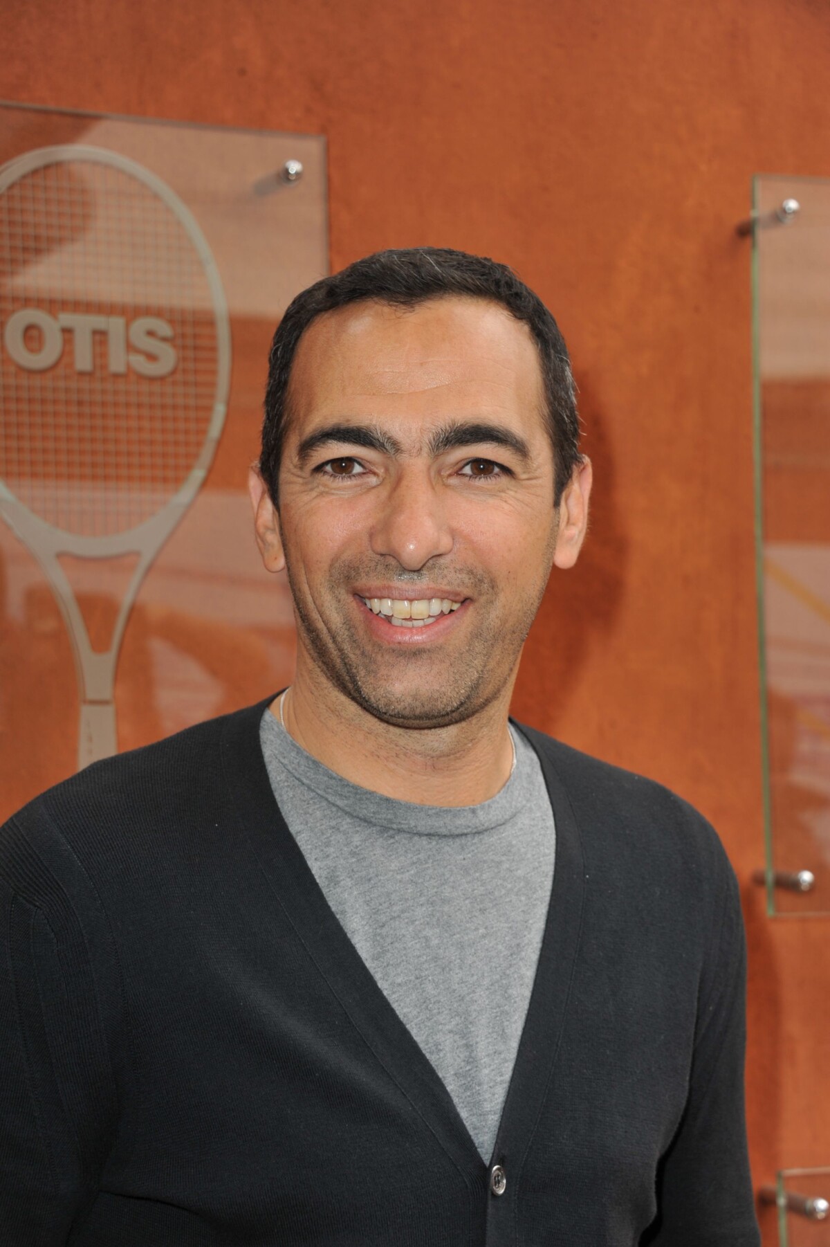Photo : Youri Djorkaeff à Roland Garros à Paris, le 30 mai 2011 ...