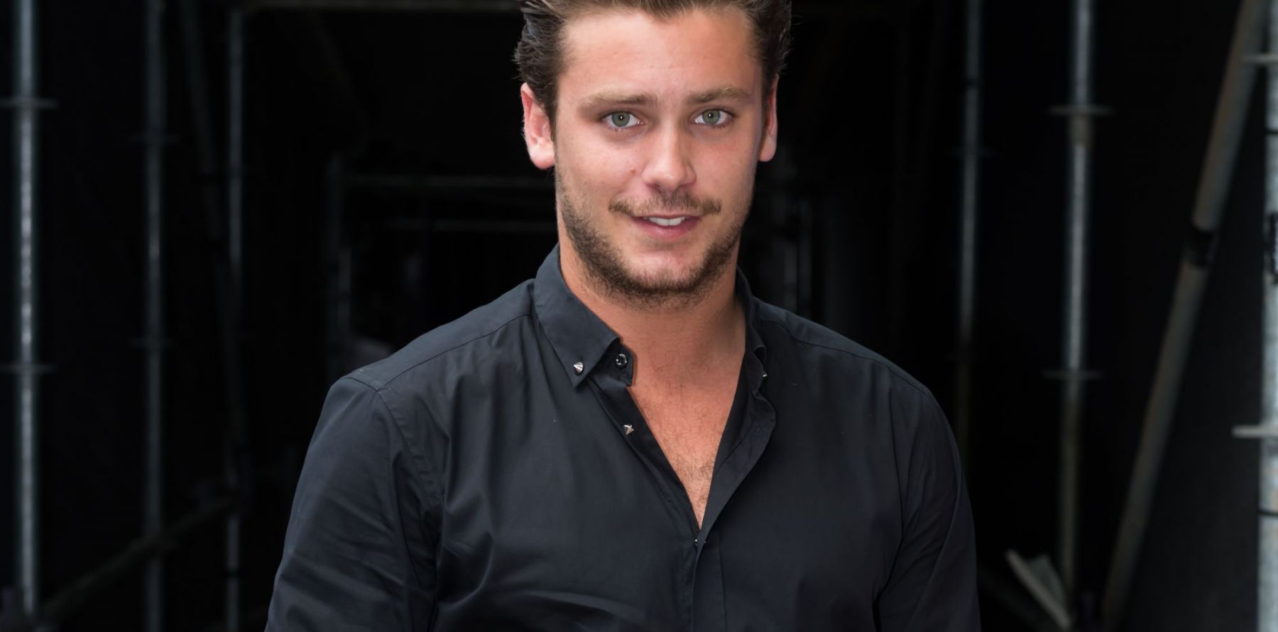 Bastian Baker : Sexy, il écume les scènes des festivals - Purepeople