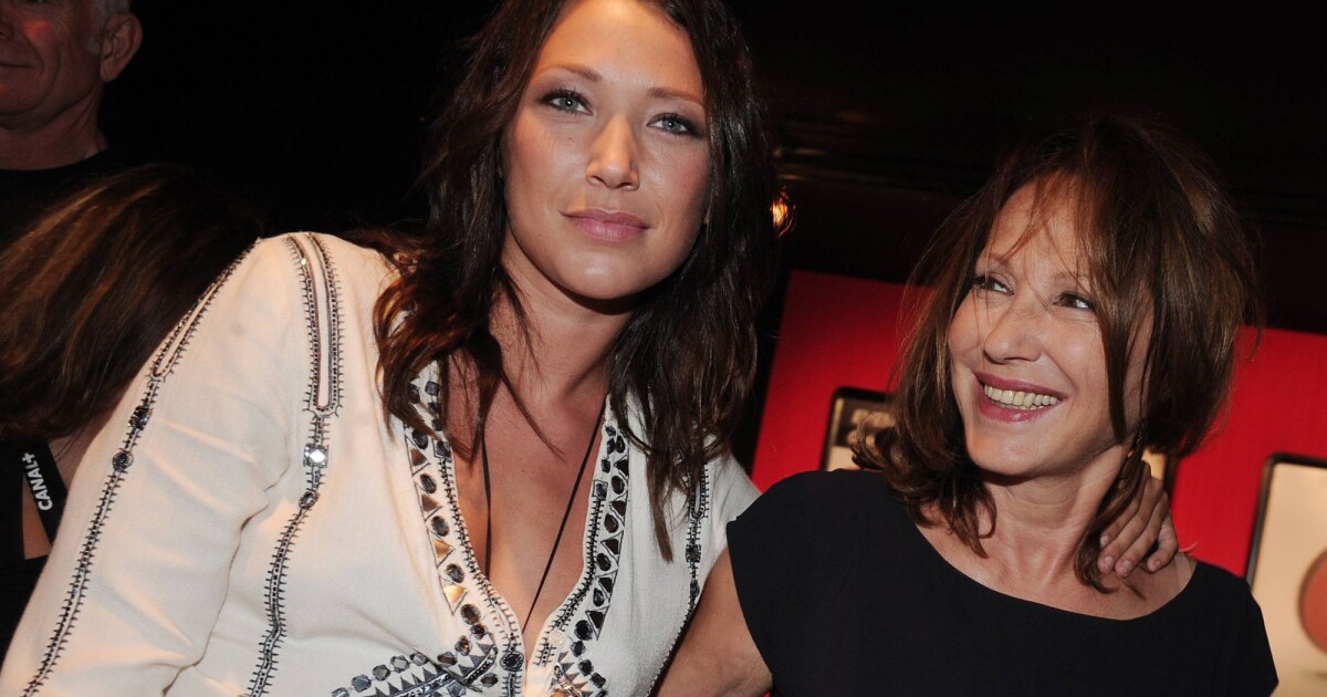 Nathalie Baye et sa fille Laura Smet vont jouer ensemble pour la 1re ...