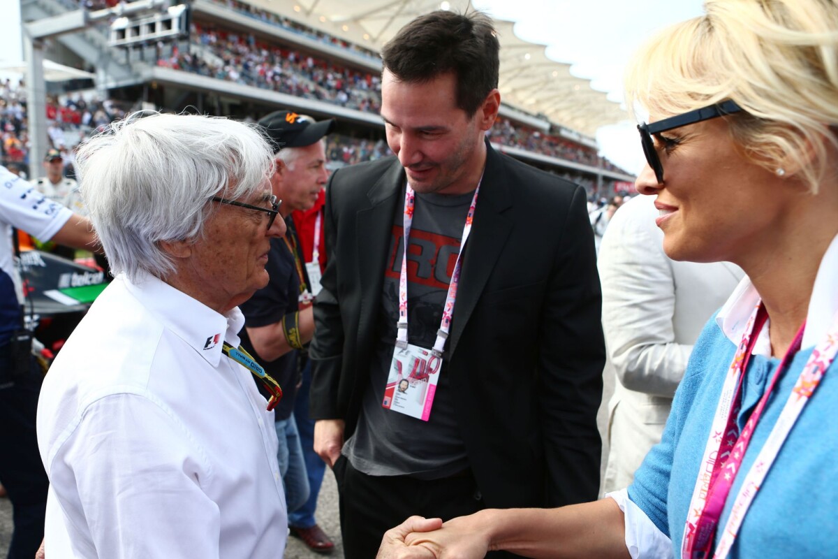 Photo : Bernie Ecclestone, Keanu Reeves et Pamela Anderson dans le ...