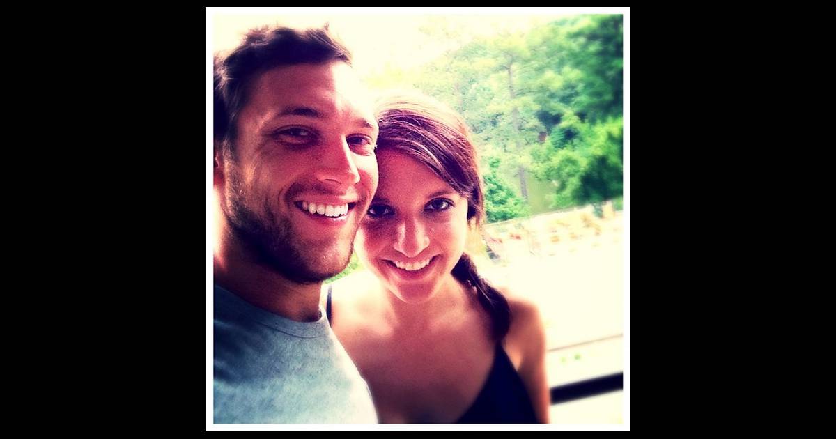 Phillip Phillips fiancé : La jeune idole américaine va épouser Hannah ...