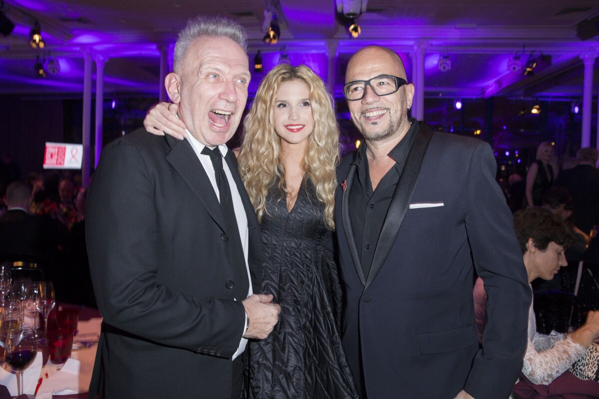 Photo : Jean Paul Gaultier, Pascal Obispo et sa compagne Julie Hantson ...
