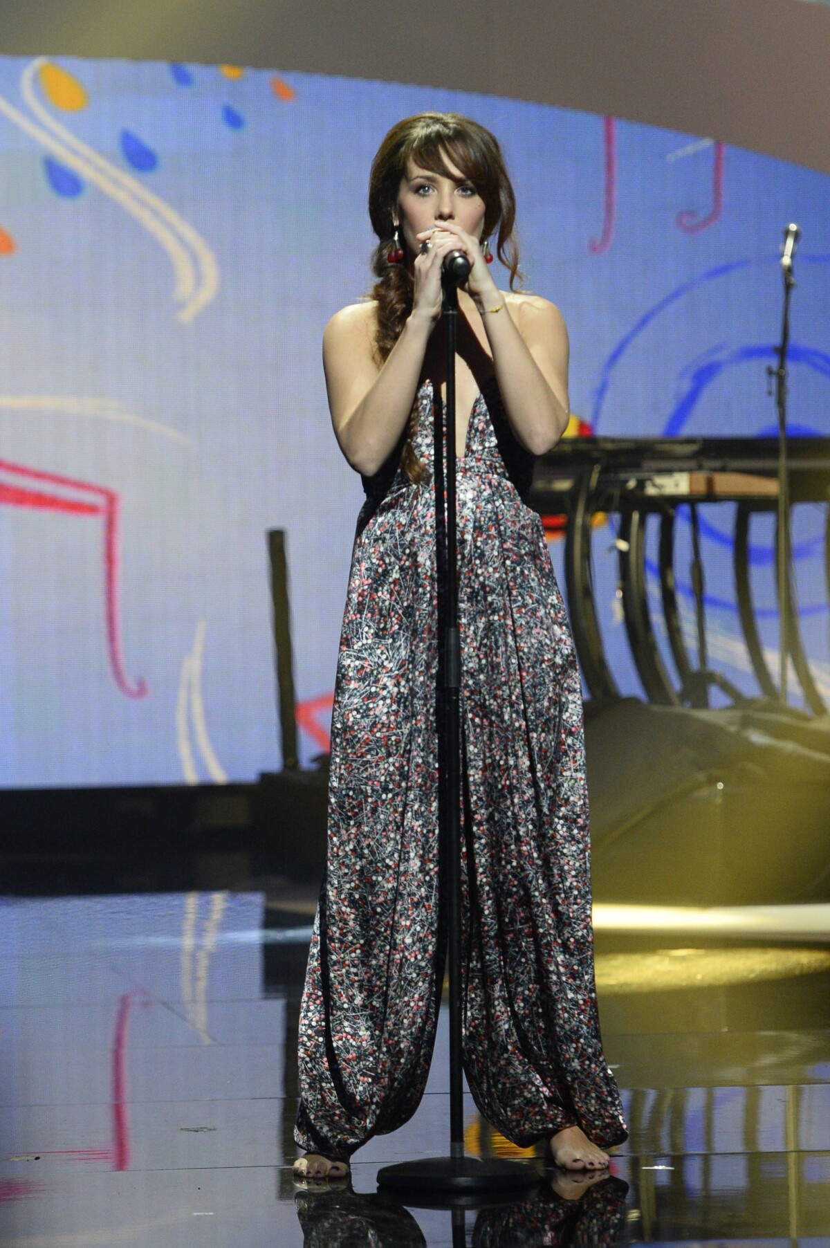 Vidéo : La chanteuse Zaz - 29ème édition des Victoires de la Musique à ...