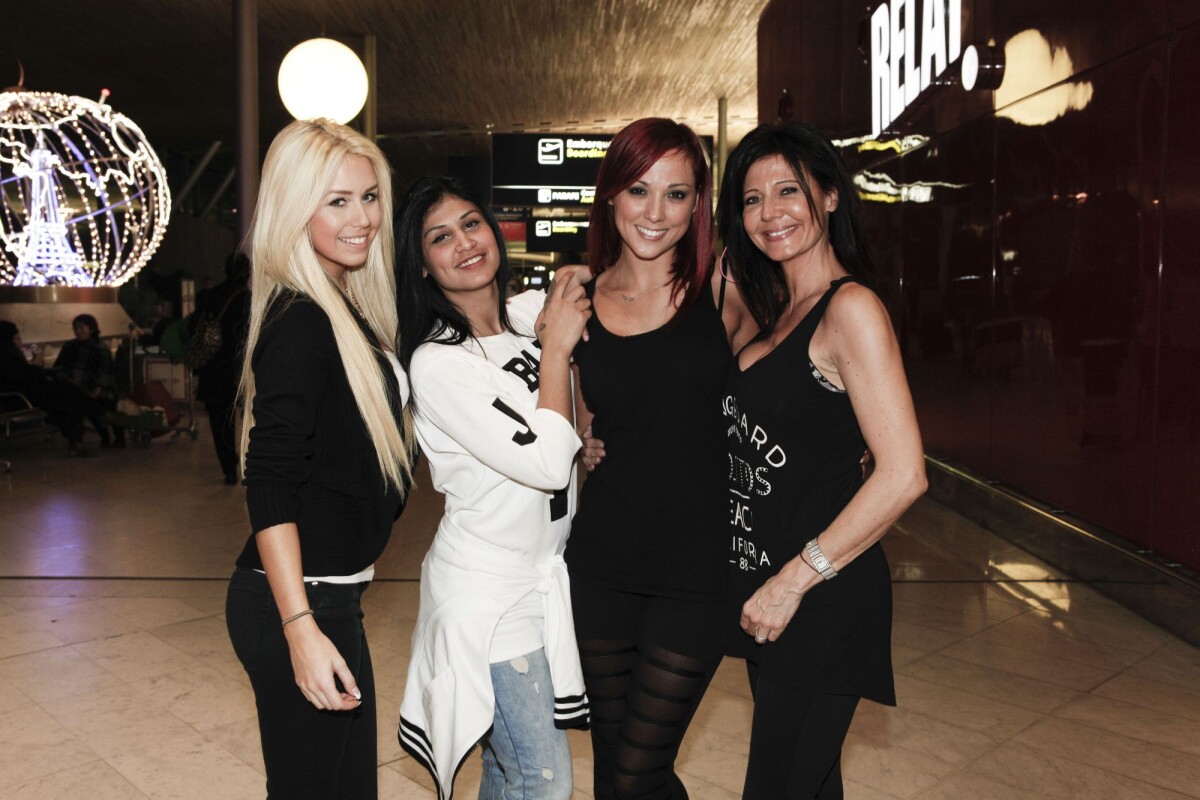 Photo : Coralie, Jessica, Barbara et Nathalie - Départs des Anges 7 ...