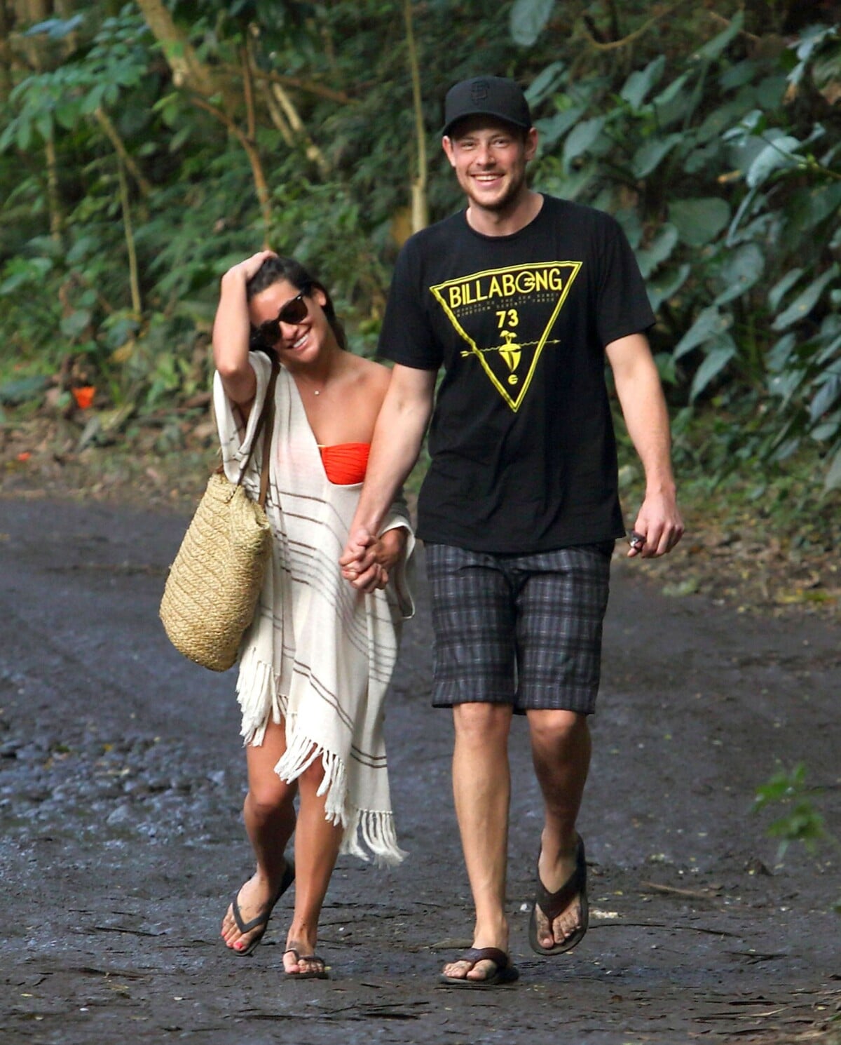 Photo : Cory Monteith et Lea Michele sur la plage a Hawaii, le 1er ...