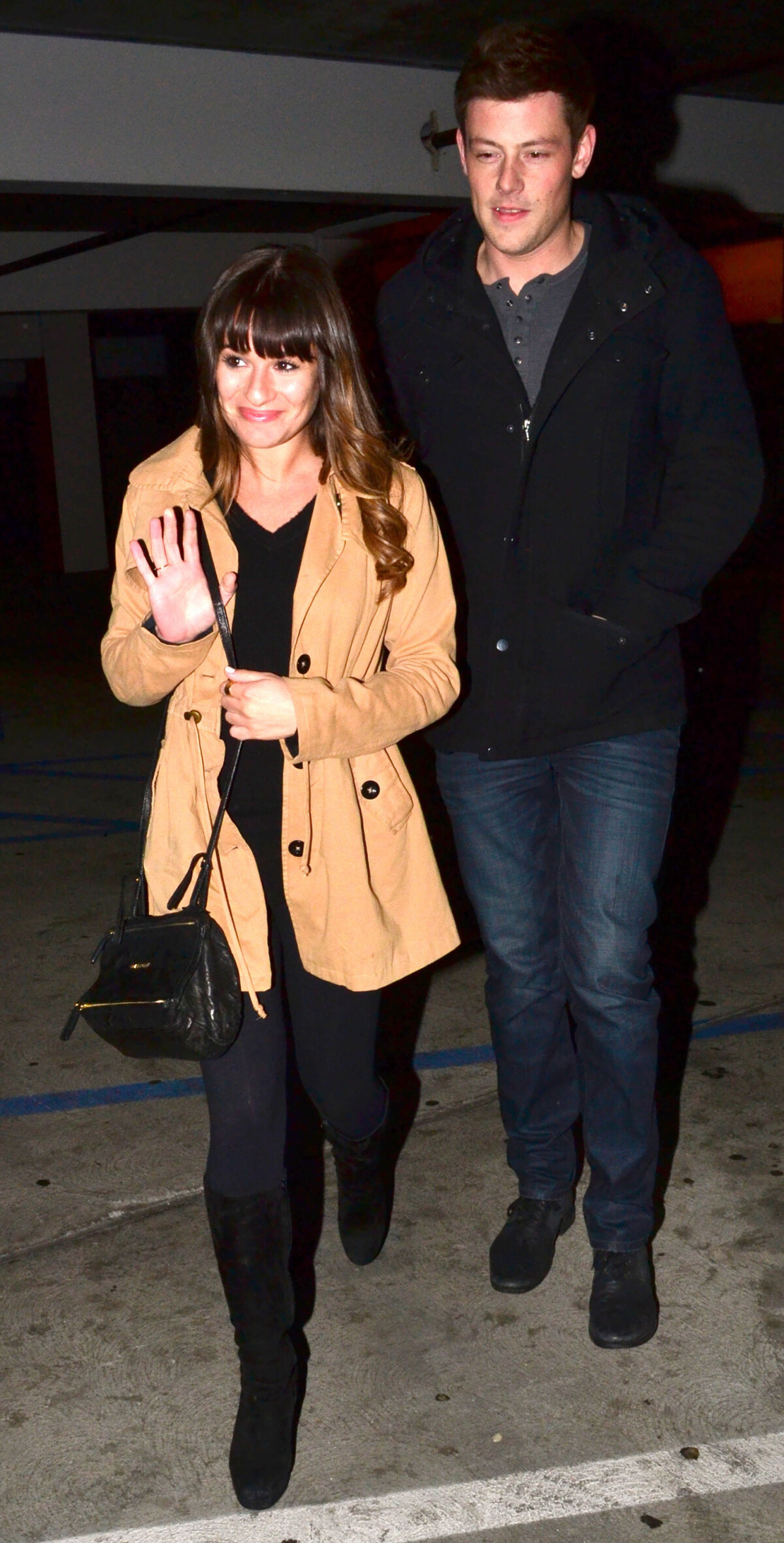 Photo : Lea Michele et Cory Monteith sont alles voir "Argo" au cinema ...