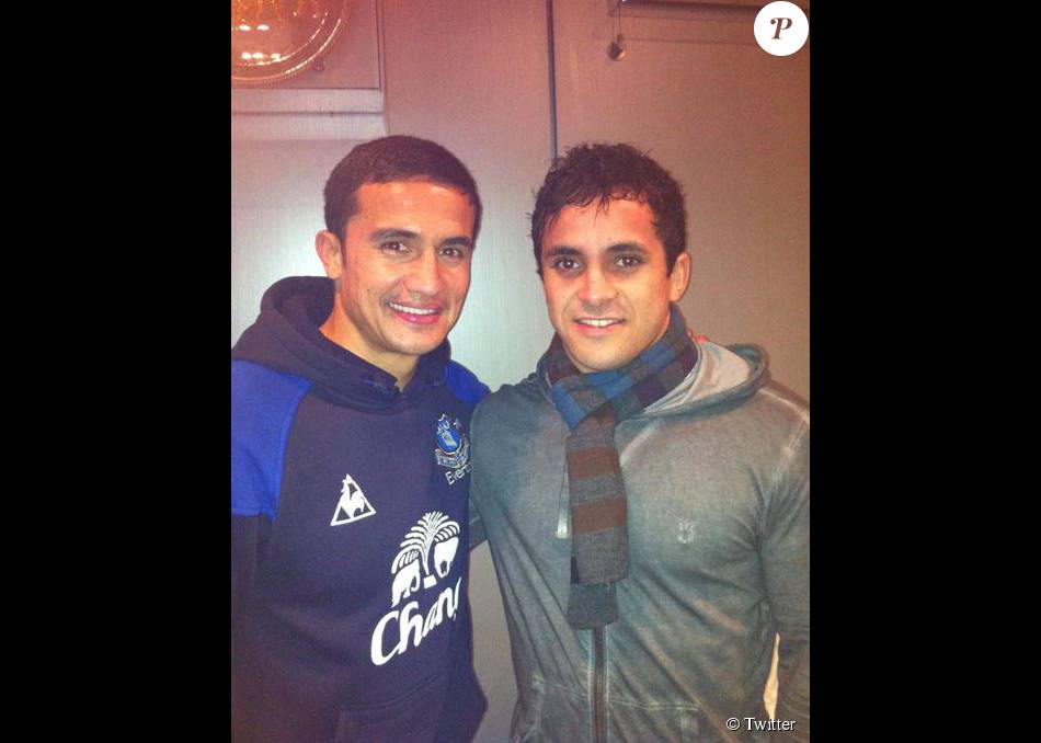 Sam Stanley (à droite) et Tim Cahill, sur Twitter, le 5 mars 2012 ...