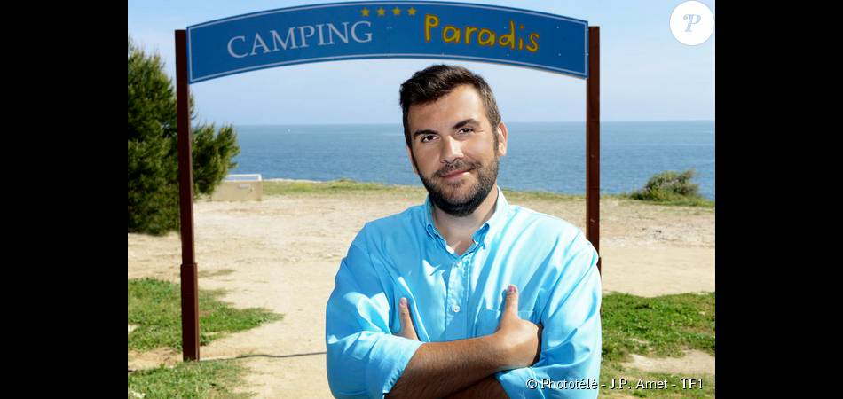 Laurent Ournac sur le tournage de Camping Paradis. - Purepeople