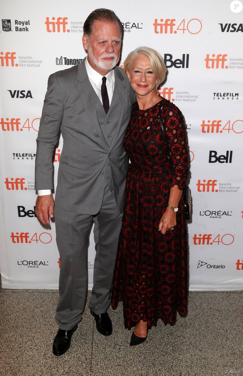 Helen Mirren et Taylor Hackford - Avant-première du film Trumbo au ...