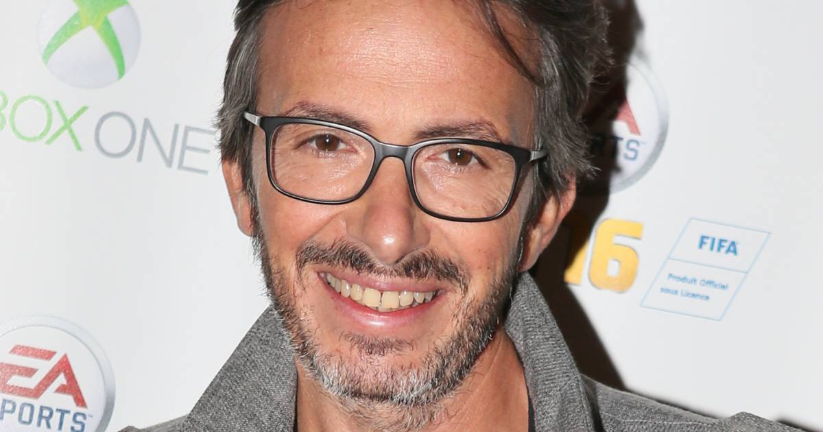 Florian Gazan - Soirée de lancement du jeu vidéo FIFA 2016 au Faust à ...