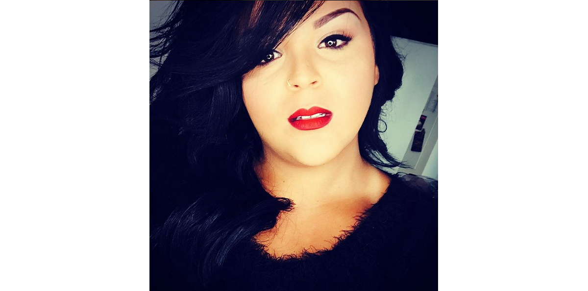 Photo : Sarah Fraisou : reine des selfie sur Instagram - Purepeople
