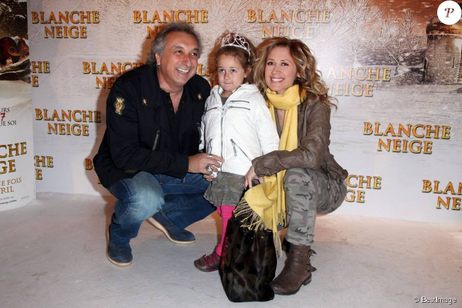 Lara Fabian : La star dévoile sa crainte pour sa fille Lou... - Purepeople