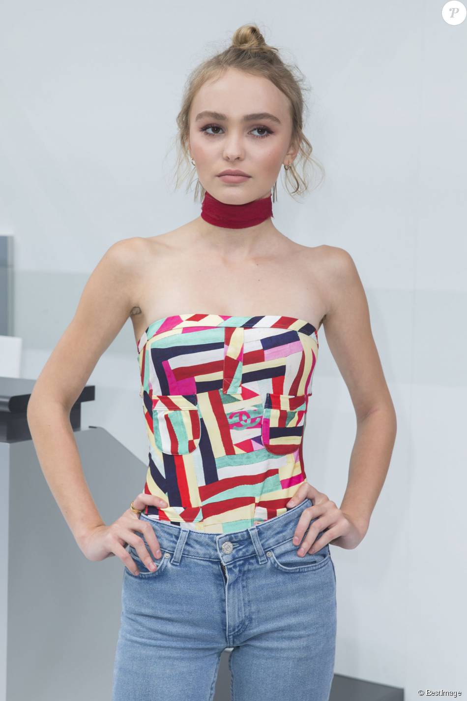Lily-Rose Depp - Photocall au défilé de mode Chanel, collection prêt-à ...
