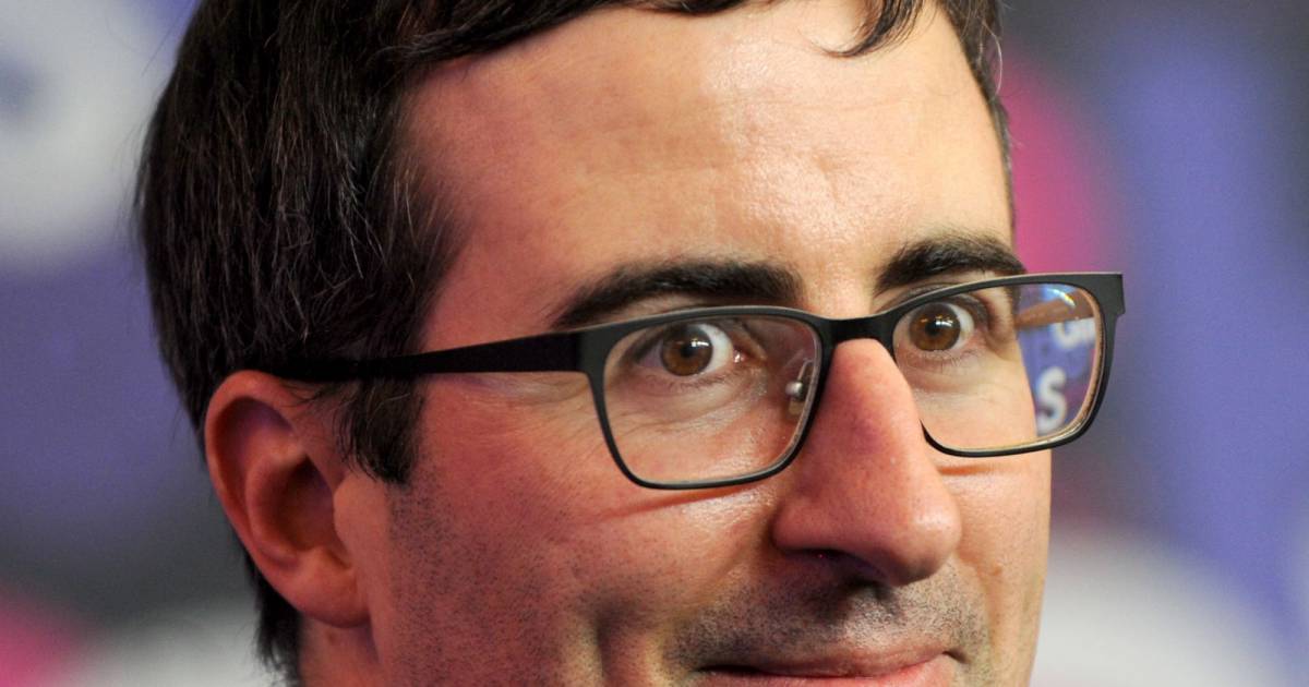 John Oliver à New York le 5 janvier 2015. - Purepeople