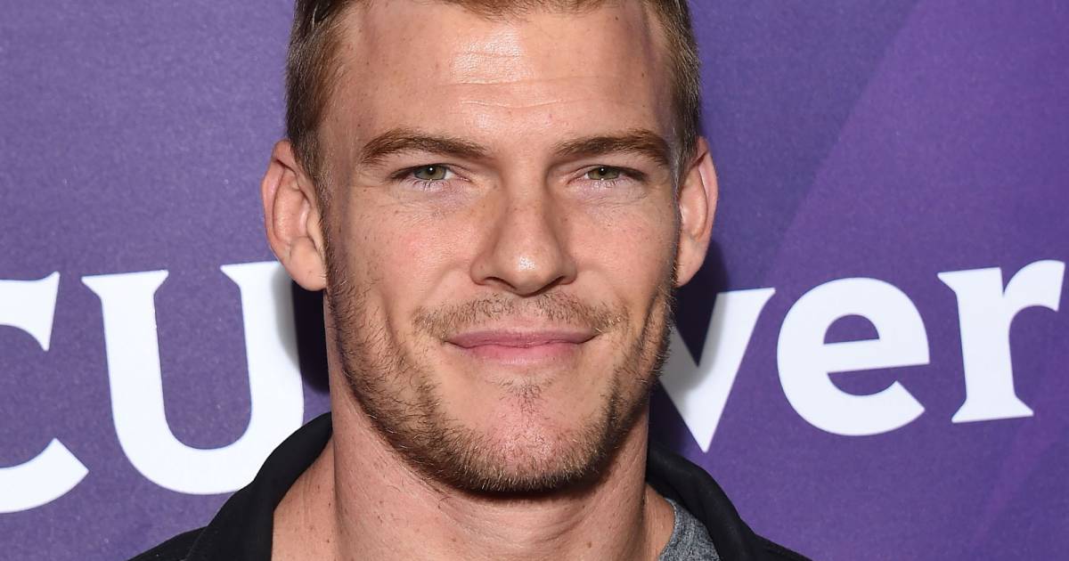 Alan Ritchson à Pasadena, Los Angeles, le 2 avril 2015. - Purepeople
