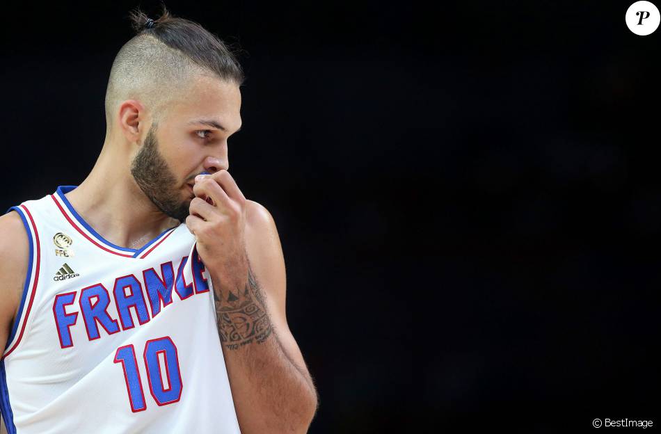 Evan Fournier lors du huitième de finale France - Turquie à l'occasion ...