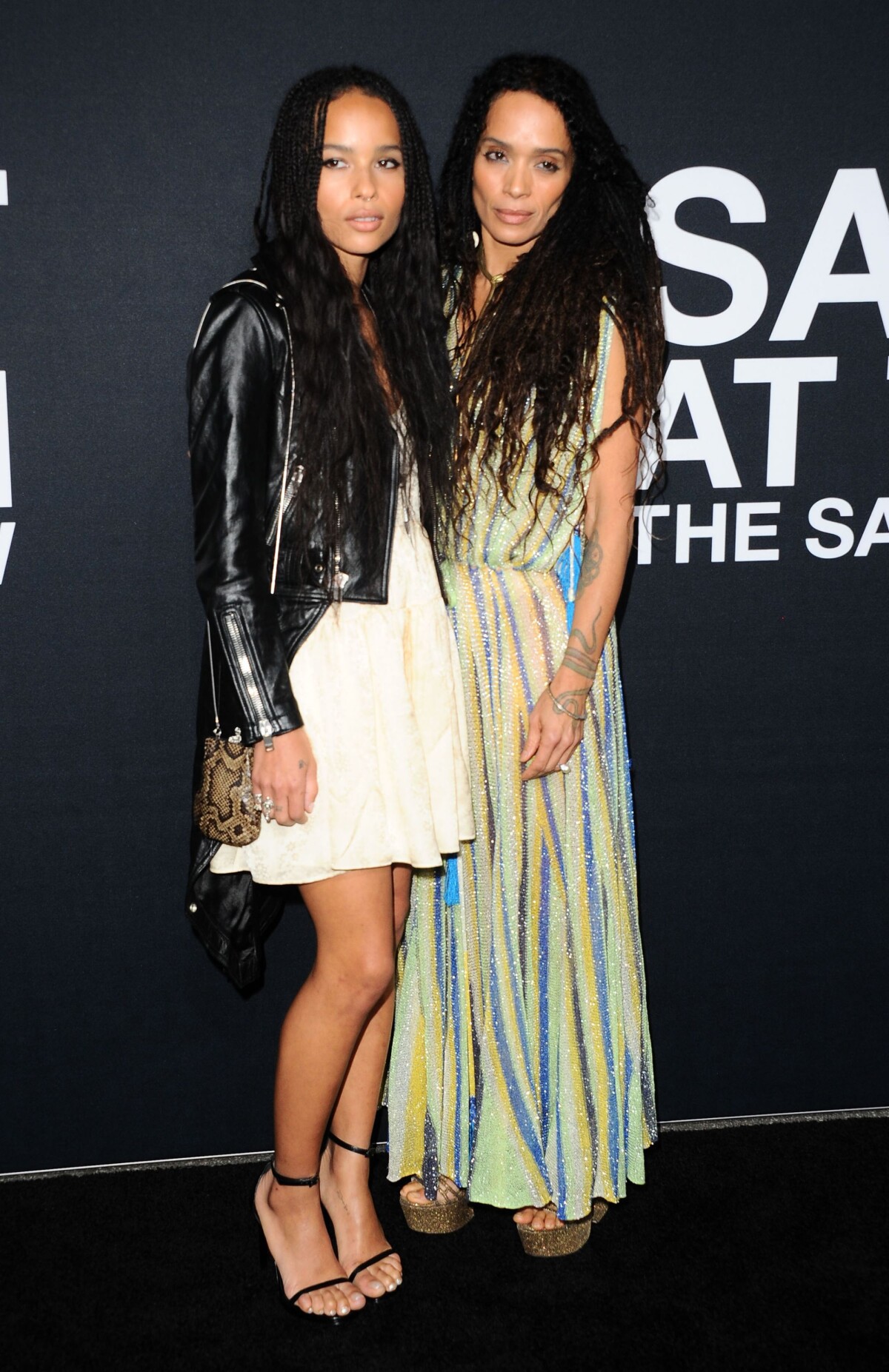 Photo : Zoë Kravitz et sa mère Lisa Bonet assistent au défilé "Saint ...