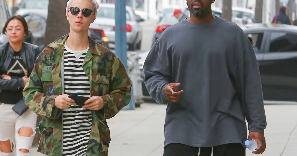 Justin Bieber se promène avec Corey Gamble dans les rues de Beverly ...