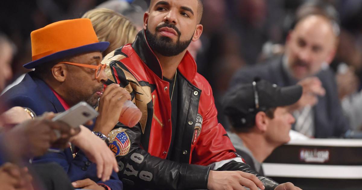 Recording artist Drake and director Spike Lee lors du All Star Game à l ...