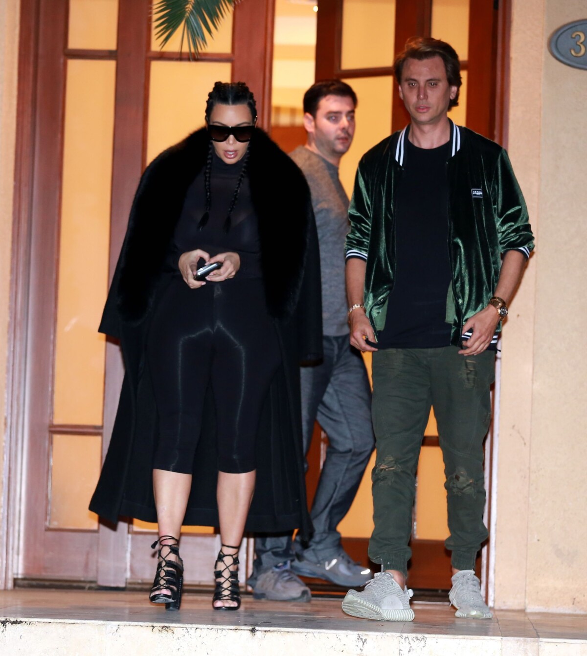 Photo : Kim Kardashian et son meilleur ami Jonathan Cheban sortent d ...