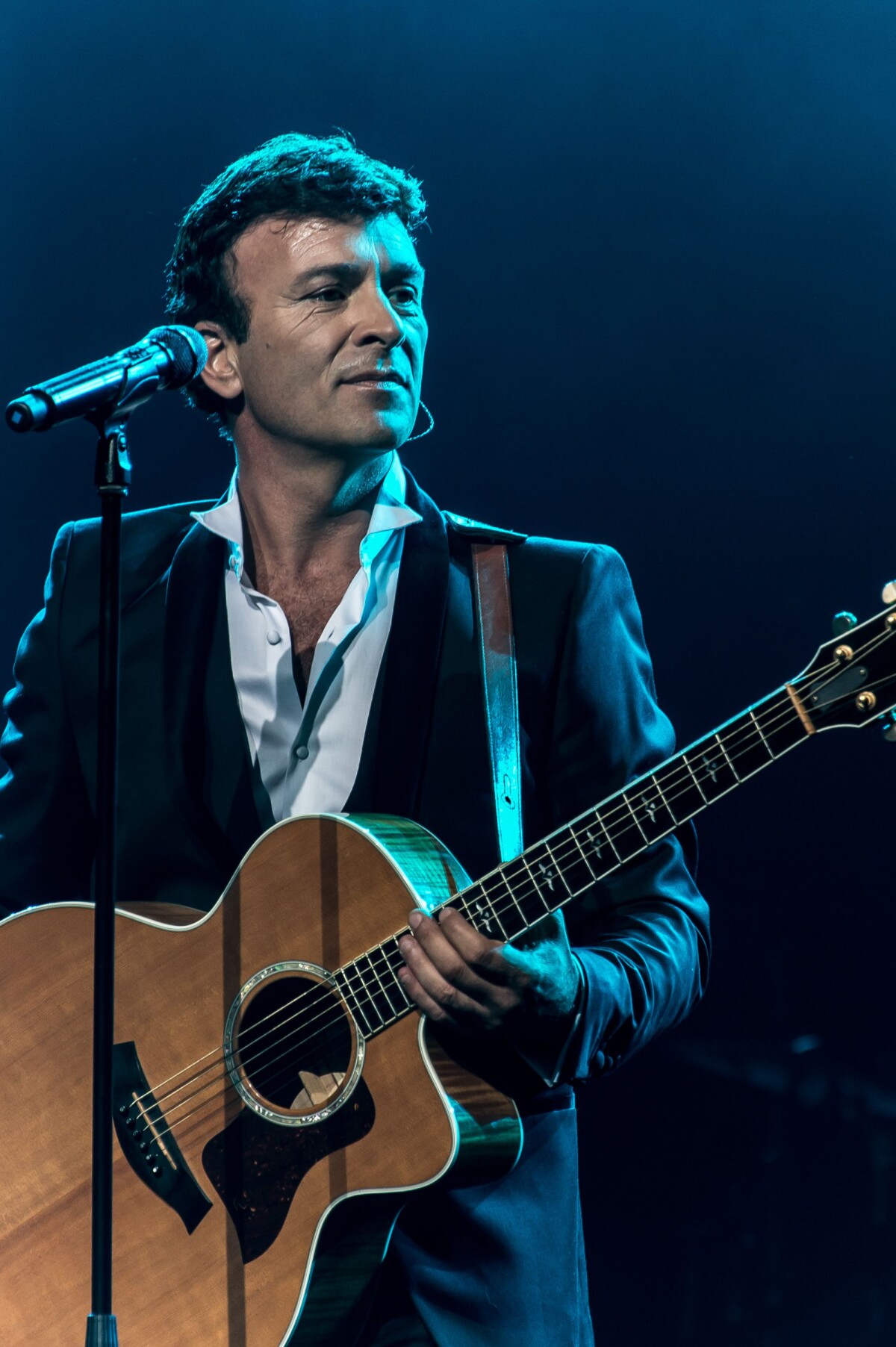 Photo : Exclusif - Tony Carreira en Concert au Palais des Congrès de ...