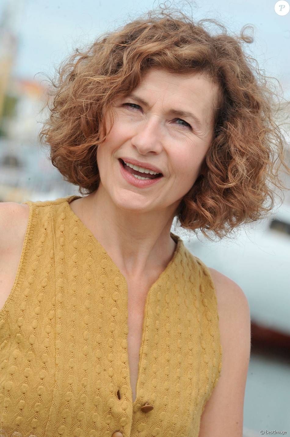 Marie Bunel pose durant le 15e Festival de la Fiction Tv de La Rochelle ...