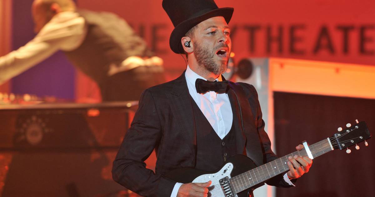 Christophe Maé en concert au Palais des Sports de Paris, le 10 octobre ...