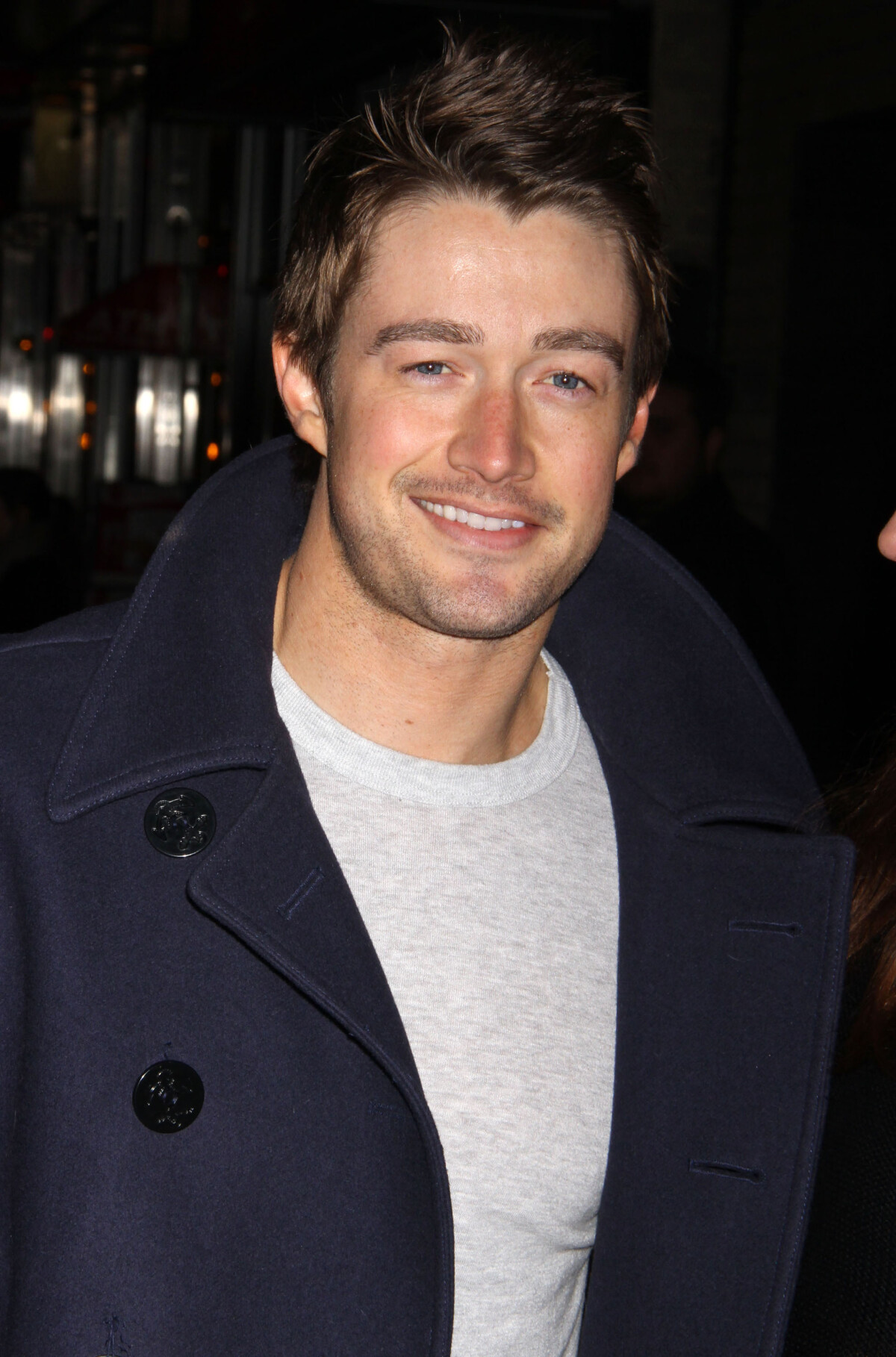 Photo : Robert Buckley - Avant-Premiere du film Twilight "Breaking Dawn ...