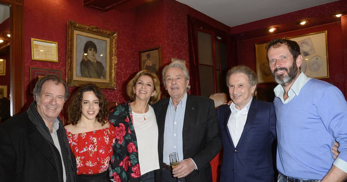 Daniel Russo, Fanny Guillot, Corinne Touzet, Alain Delon, Michel ...
