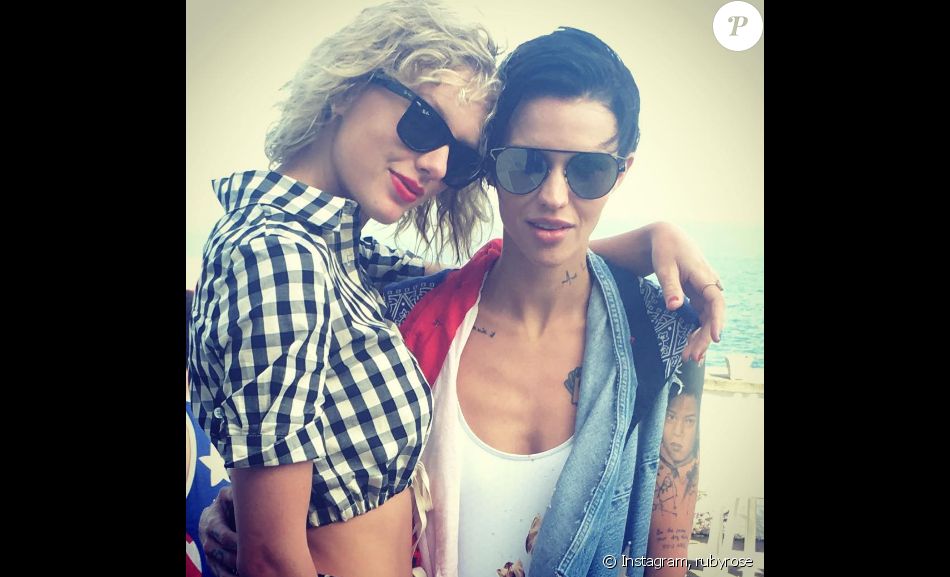 Ruby Rose célèbre la fête de l'Indépendance Américaine chez Taylor ...