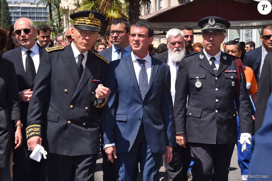Le préfet des Alpes Maritimes Adolphe Colrat, le premier ministre ...