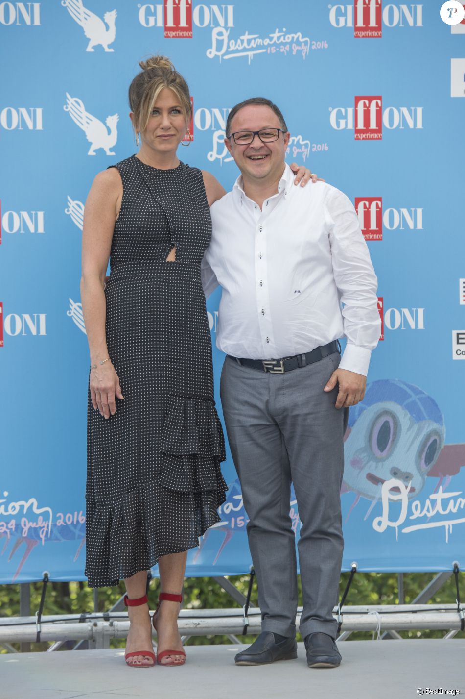 Jennifer Aniston et Pietro Rinaldi à la 46e édition du Festival du film ...