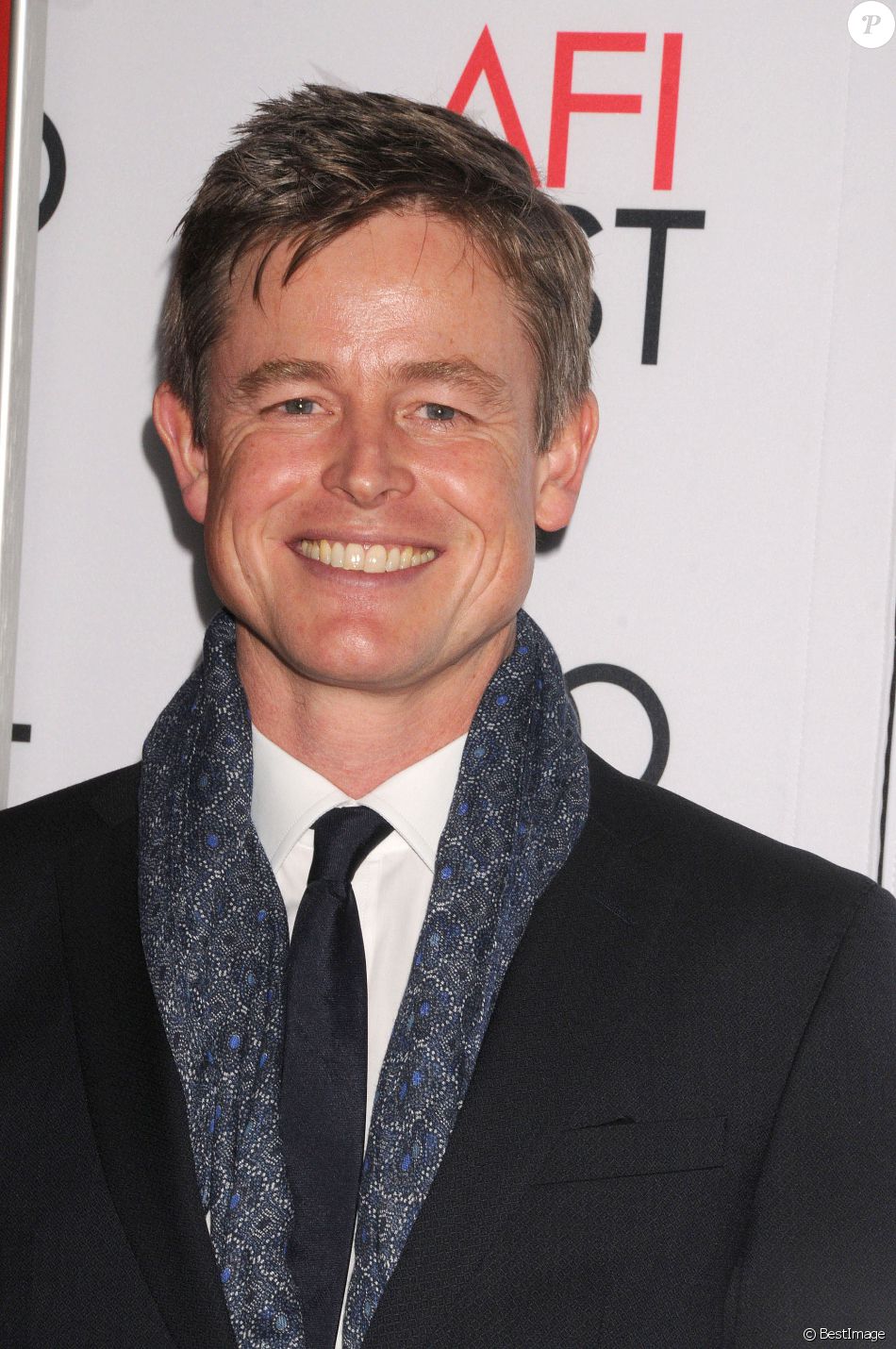 Caspar Phillipson à la première de 'Jackie' à Hollywood, le 14 novembre ... Caspar Phillipson à la première de 'Jackie' à Hollywood, le 14 novembre ...