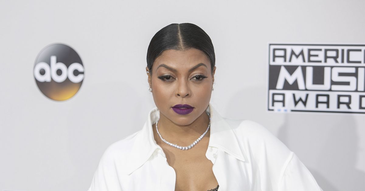 Taraji P. Henson sur le tapis rouge des American Music Awards 2016 au ...