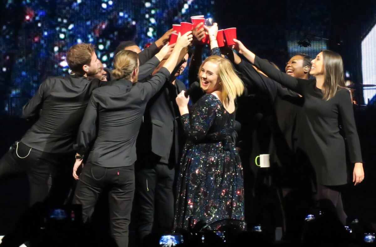 Photo : Adele à la Talking Stick Arena de Phoenix, en Arizona, le 21 ...