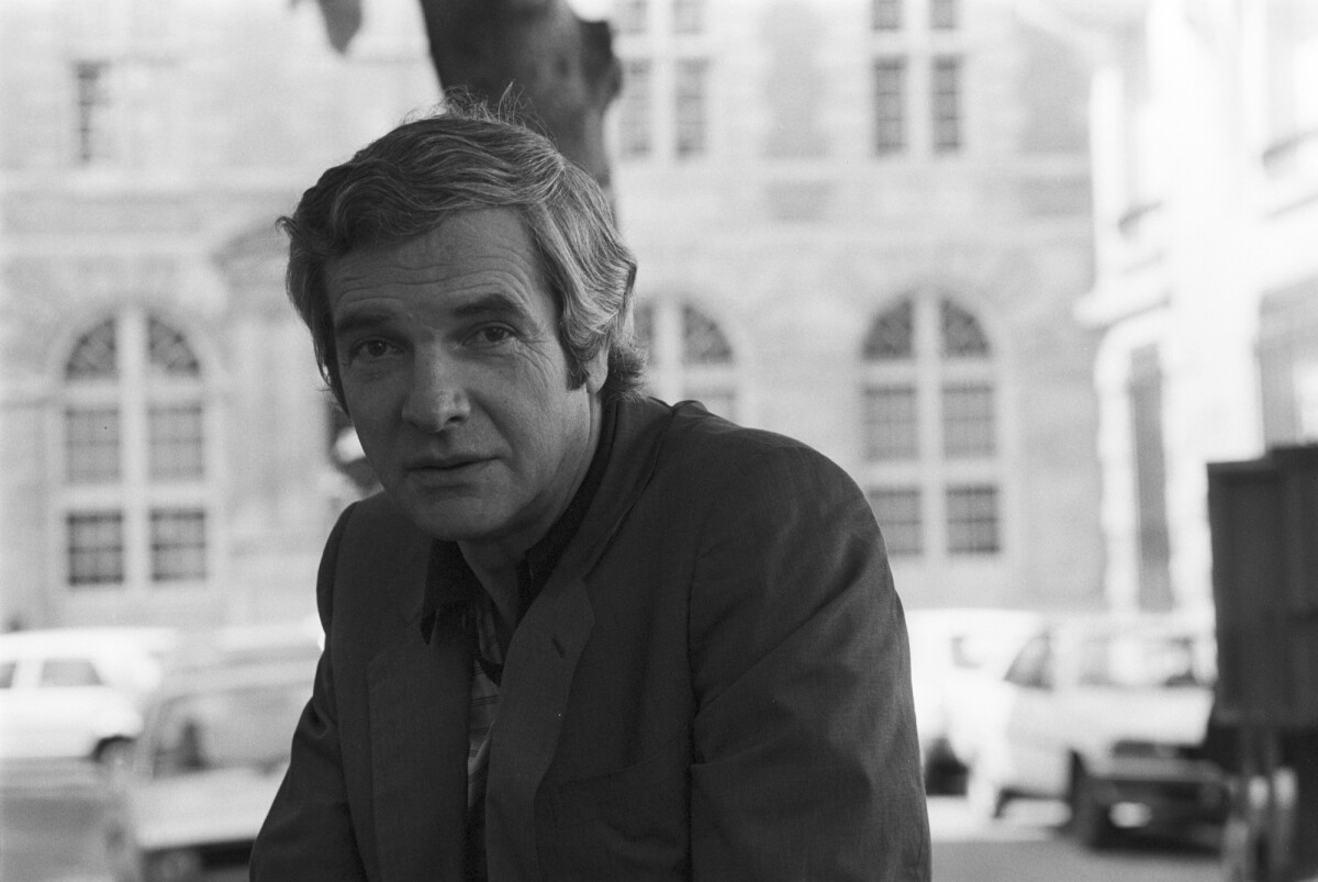 Photo : En France, à Paris, Paul Guers chez lui le 30 juin 1982 ...
