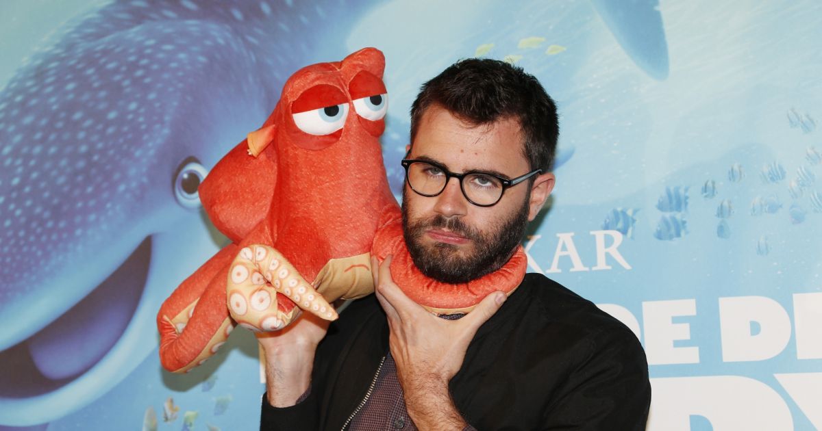 Le Youtubeur Cyprien Iov à la première de Le Monde De Dory au cinéma ...