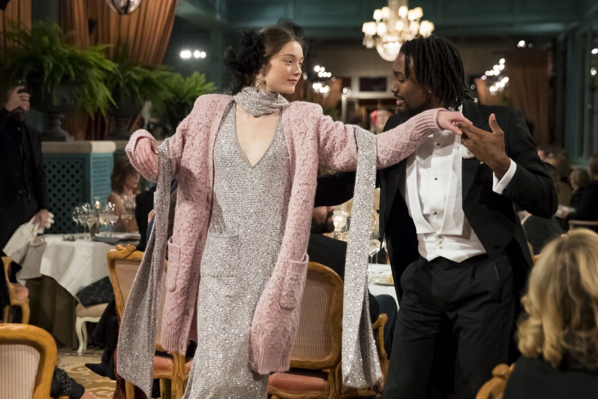 Photo : Mannequin - Deuxième défilé Chanel "Métiers d'Art" au Ritz à ...
