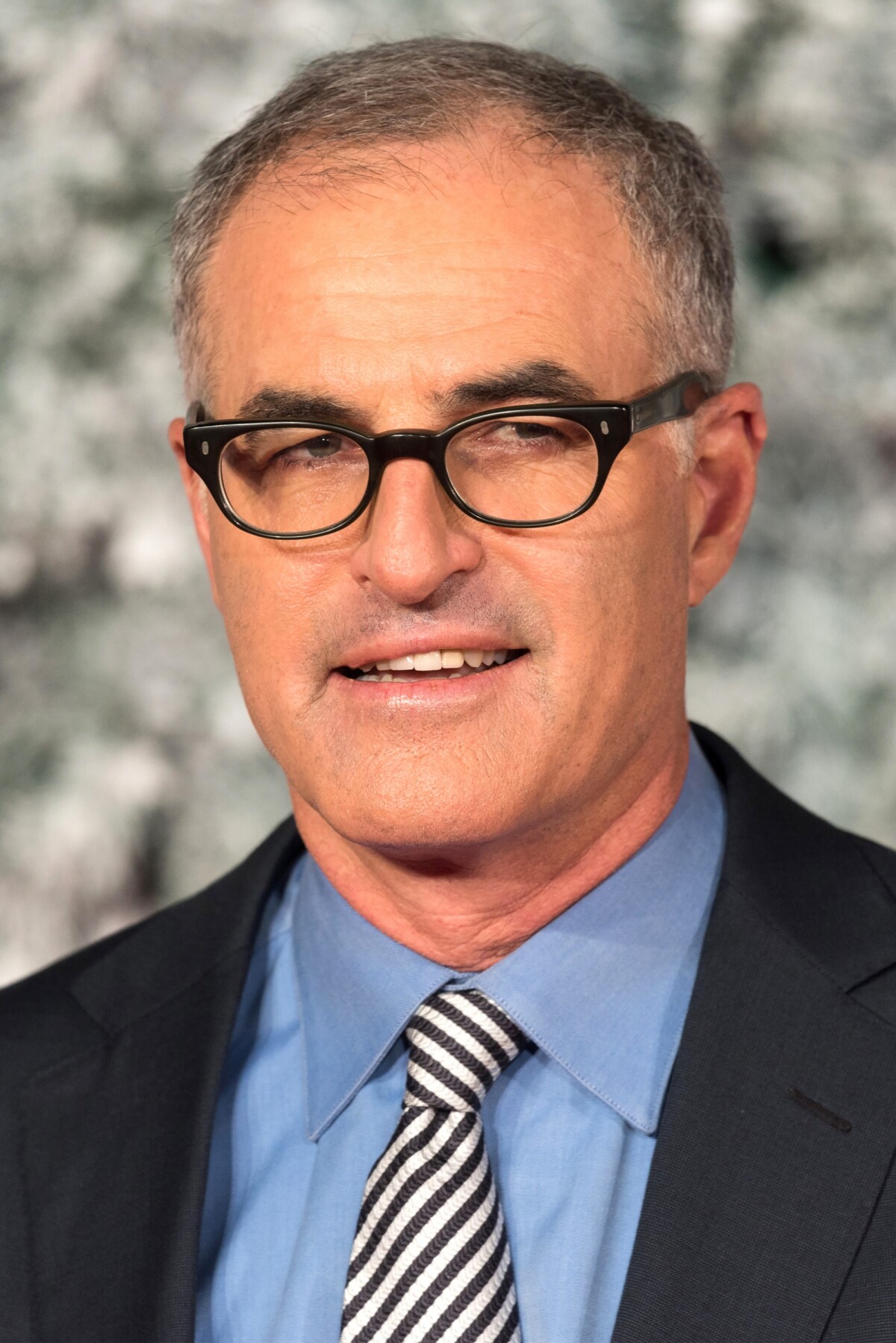 Photo : David Frankel à la première de "Collateral Beauty" au cinéma ...
