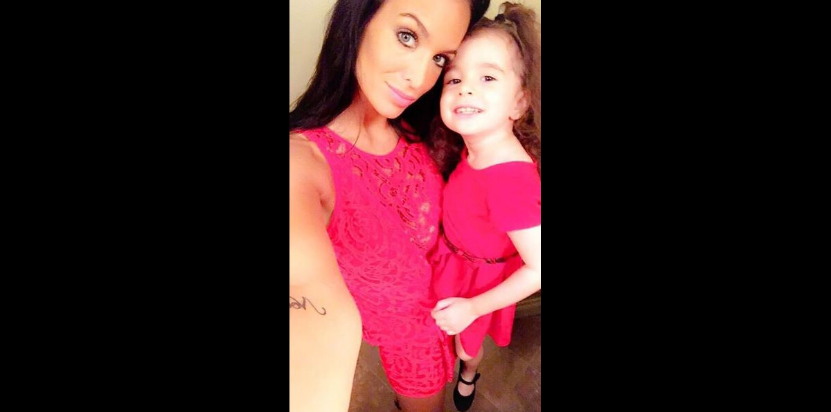 Photo : La jolie Jade Foret a partagé des photos de son Noël avec ses ...