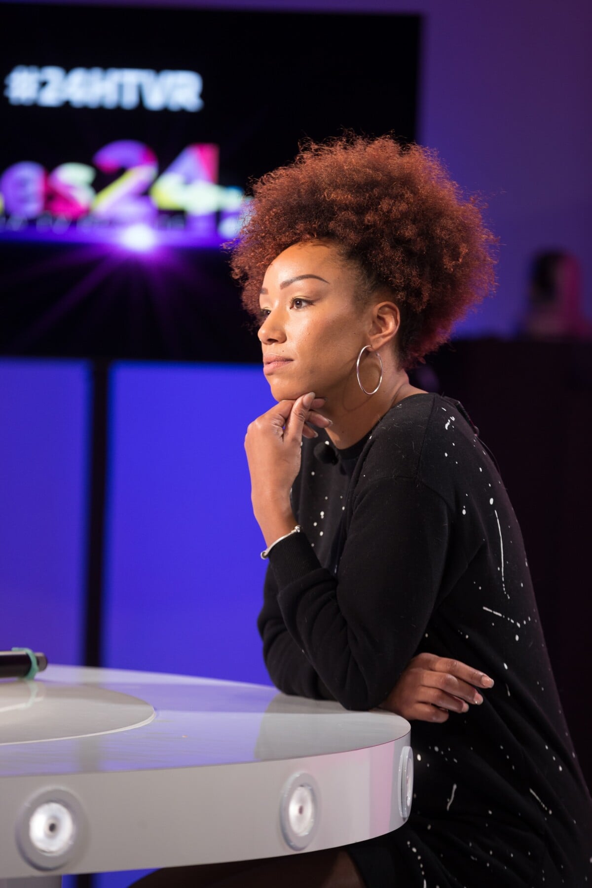 Photo : Mallory sur le plateau du tournage de l'émission "Les 24h de la ...