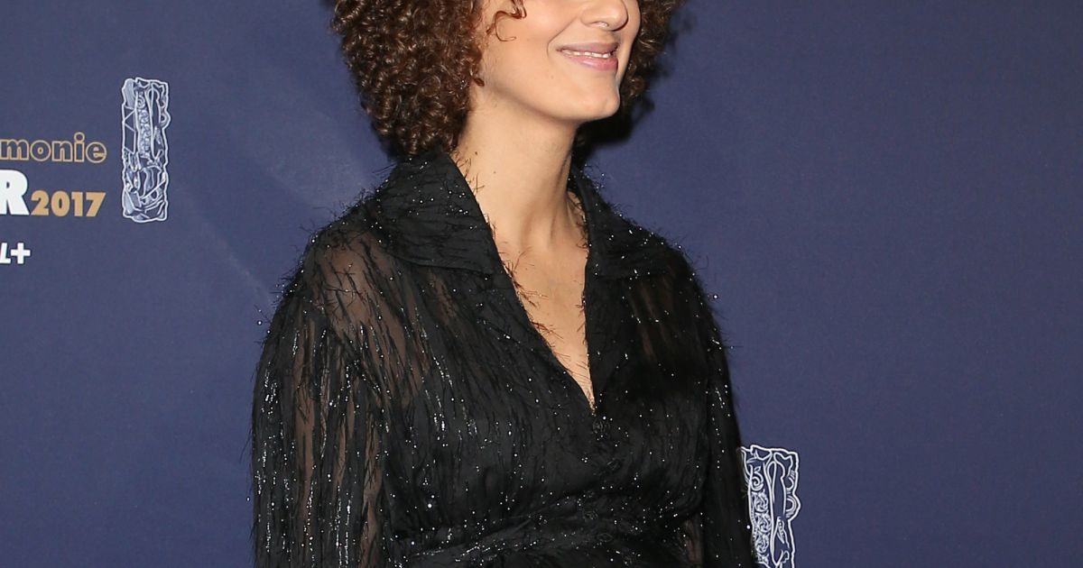 Arrivées des stars sur le tapis rouge de la cérémonie des César le 24 ...