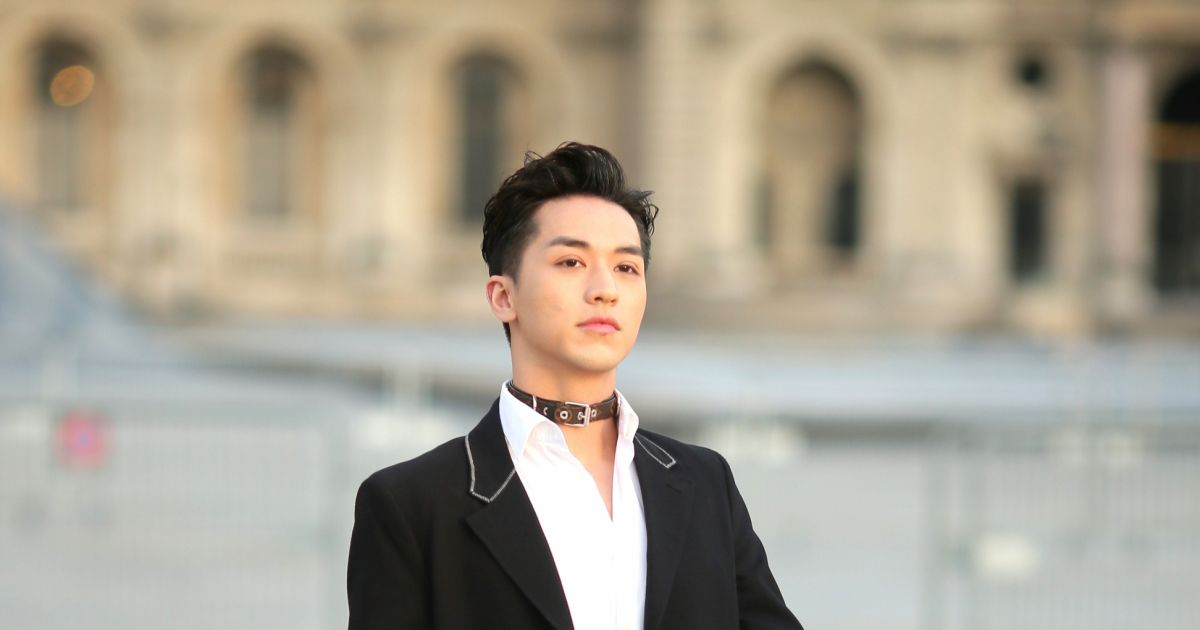 Timmy Xu Weizhou au défilé de mode Louis Vuitton, collection prêt-à ...